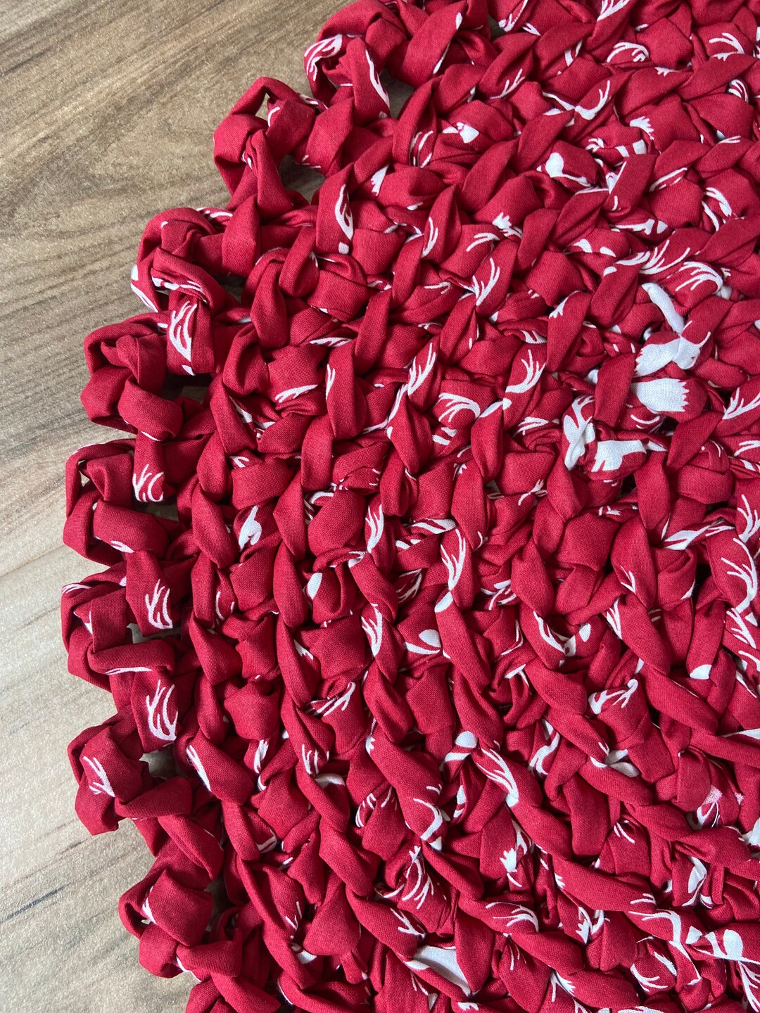 Placemat, Red and White Table Topper, Place Mat, 16" Crocheted Round ...