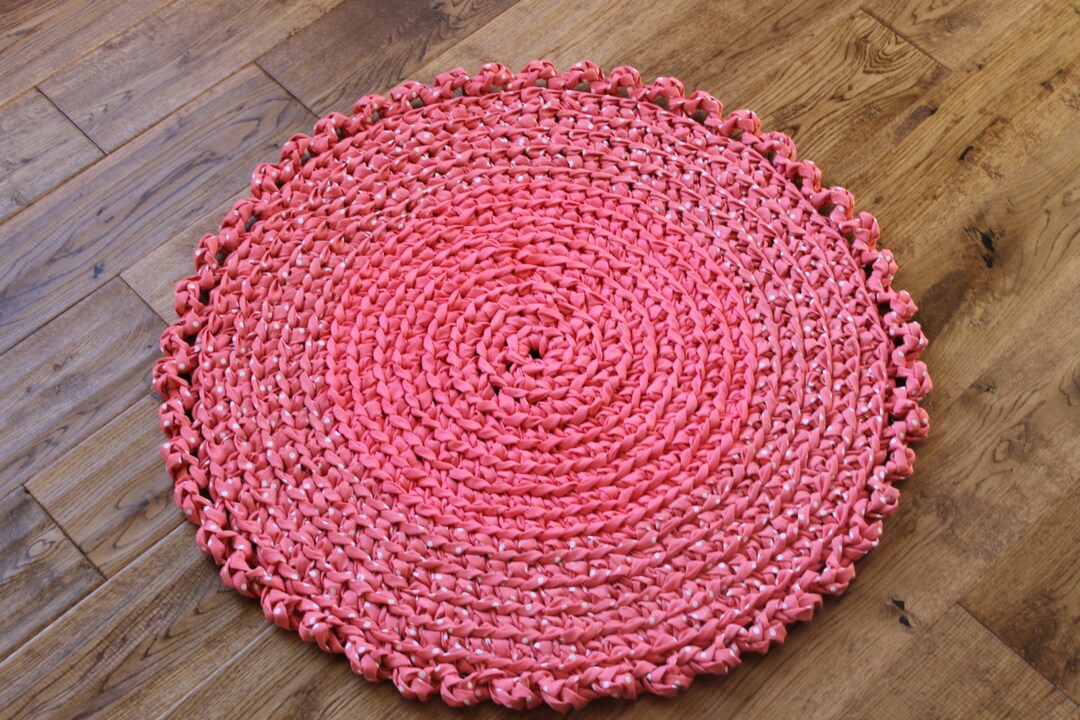 Rag Rug, Coral 27.5" Crocheted Round Rag Rug, Cottage Chic Decor ...