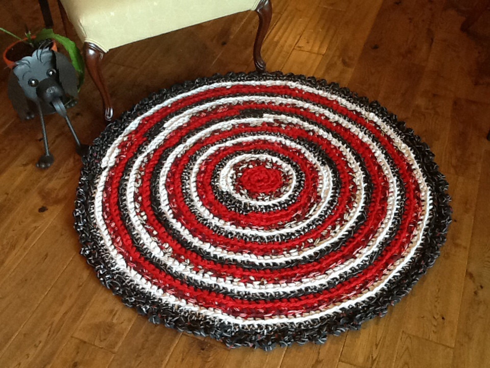 Rag Rug Black Red and White 43 Crocheted Round Rag - Etsy