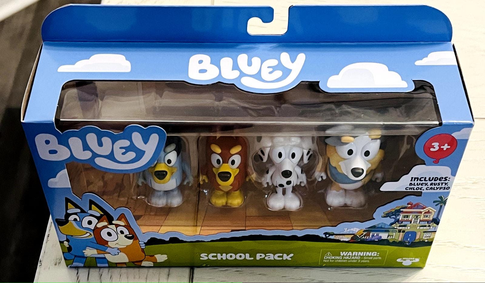Bluey & Friends School Pack Bluey, Rusty, Chloe, Calypso Figures Ships ...