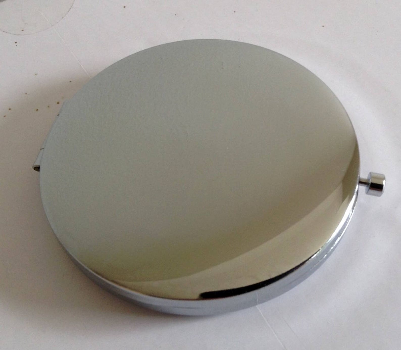 Vintage Compact Mirror. Featuring Jordan. Quite Unusual. - Etsy UK