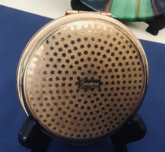 Beautiful Stratton Compact with gorgeous Rose Motif. … - Gem