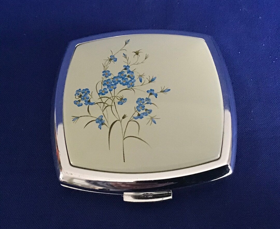 Vintage Stratton Powder Compact. Blue. Forget Me Nots. Silver - Etsy