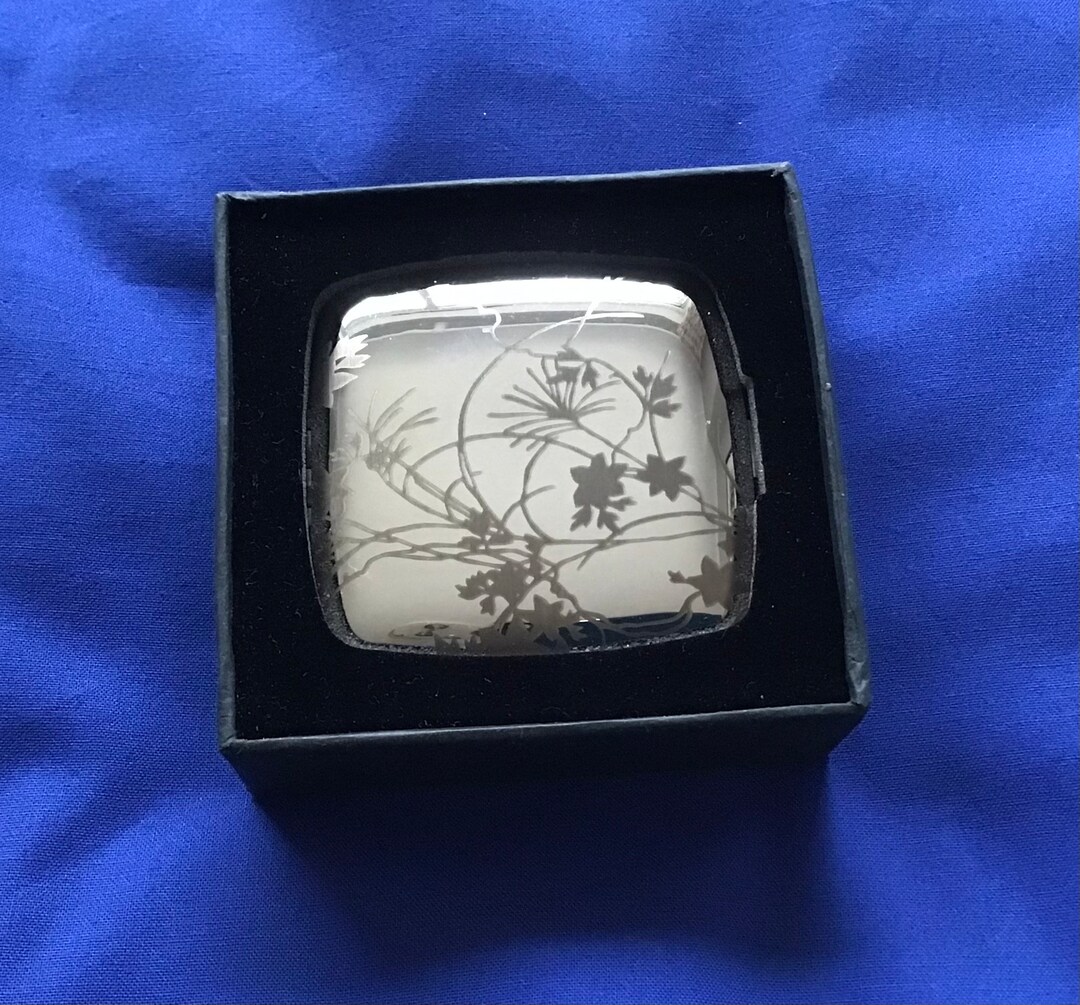 Vintage Compact Mirror. Silver. Boxed. Magnifying Mirror. 6.5cms Square ...