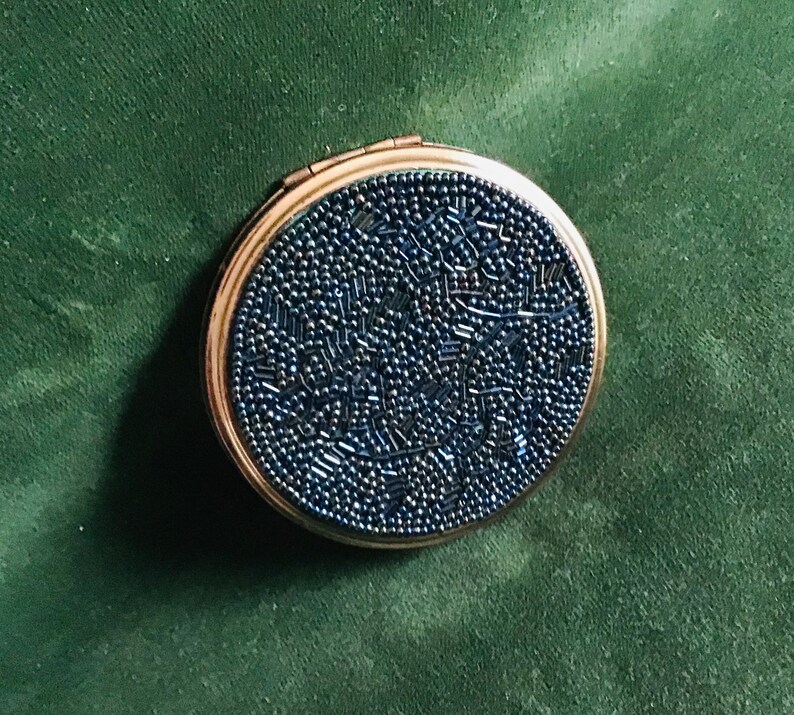 Vintage Powder Compact. Era 1970's/ 1980 's. Marked - Etsy