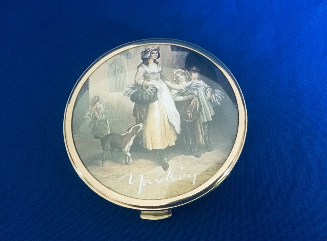 Vintage yardley Powder Compact. Flower Seller. | Etsy