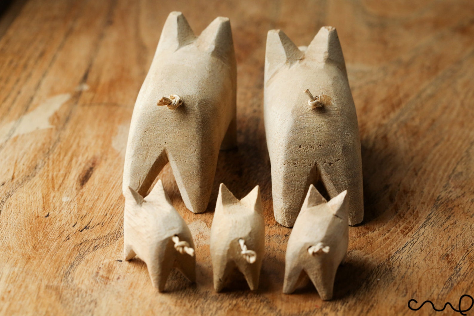 Set of 5 Handcarved Natural Wooden Pigs Family Large Little | Etsy