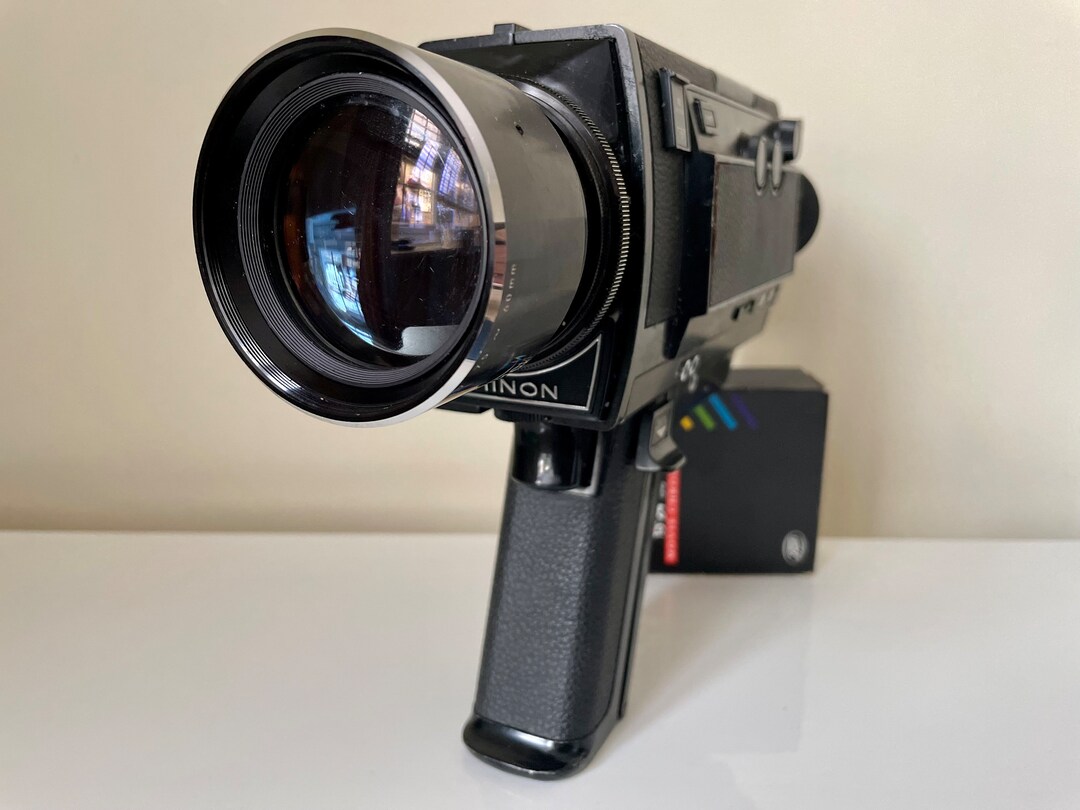 Chinon 38 Pacific - Power Zoom - Synchro Sound Retro Vintage Super 8 ...