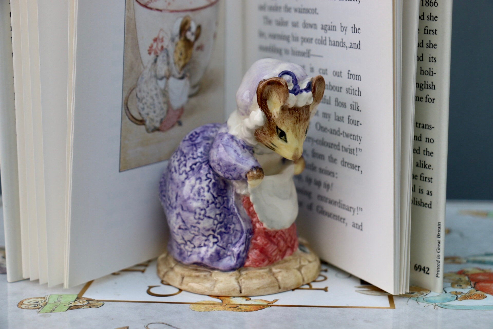 Sculpture Art & Collectibles Lady Mouse Made a Curtsy Vintage Beatrix ...