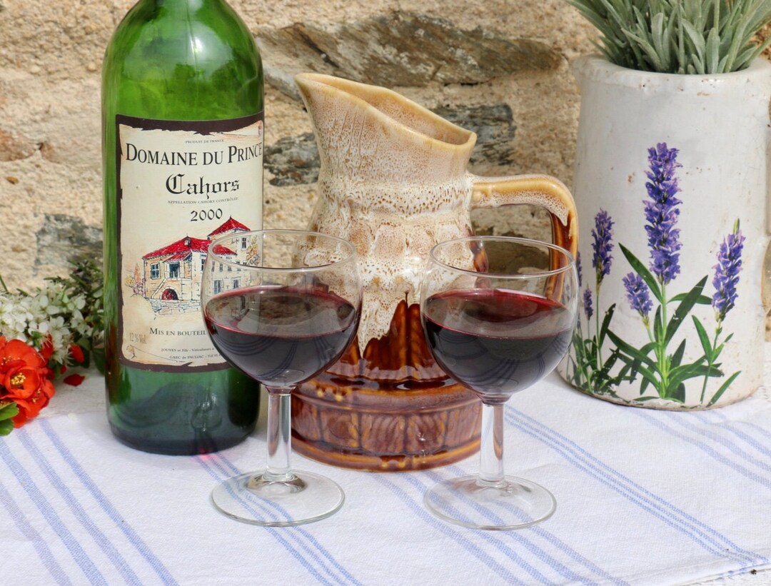 French Vintage 75cl Wine Pichet and 2 Wine Glasses French Vintage Cafe ...