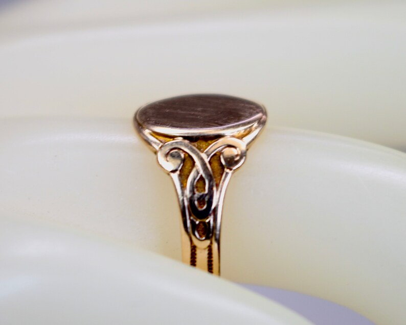 Antique Mens or Womens Oval Signet Ring Ostby & Barton OB 10K - Etsy