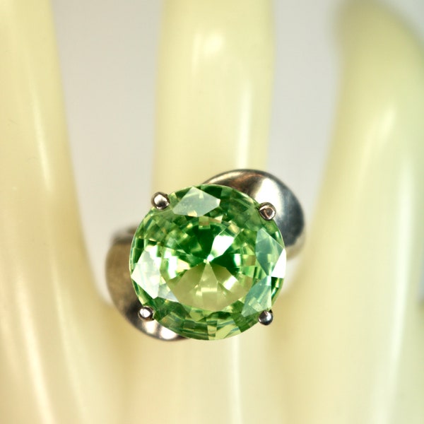 Green Spinel - Etsy