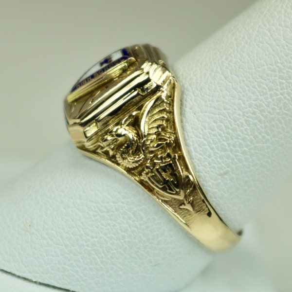 Vintage Class Ring - Etsy