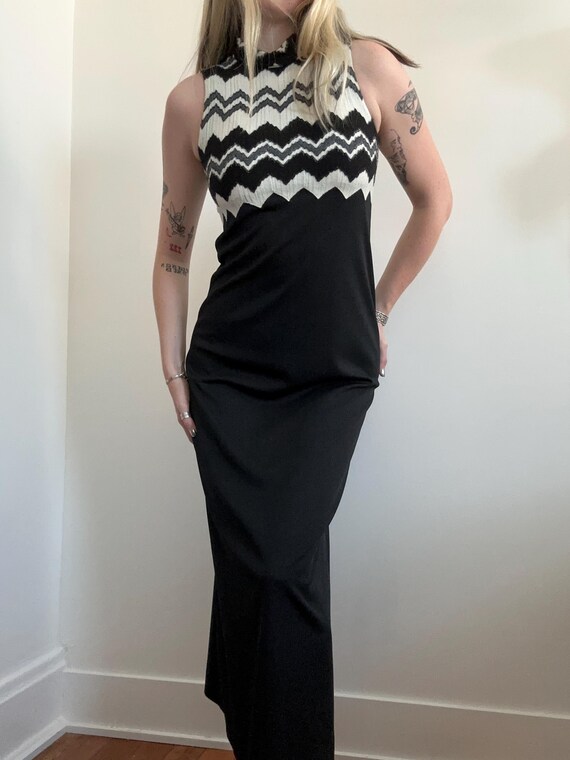 1970s Editions Black and White Mock Neck Collar Maxi … - Gem