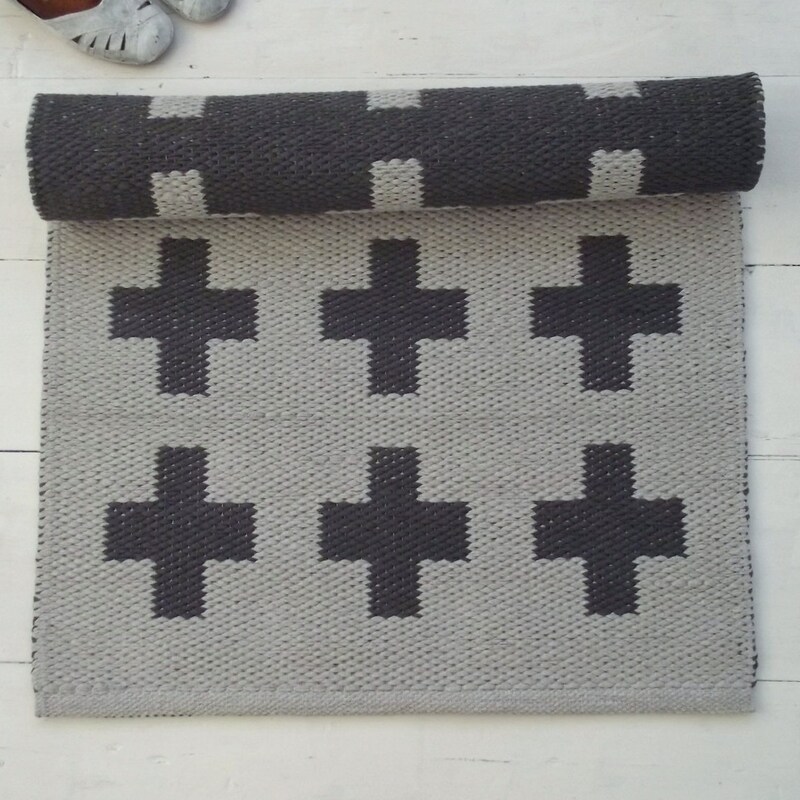 Swiss Cross Rug - Etsy