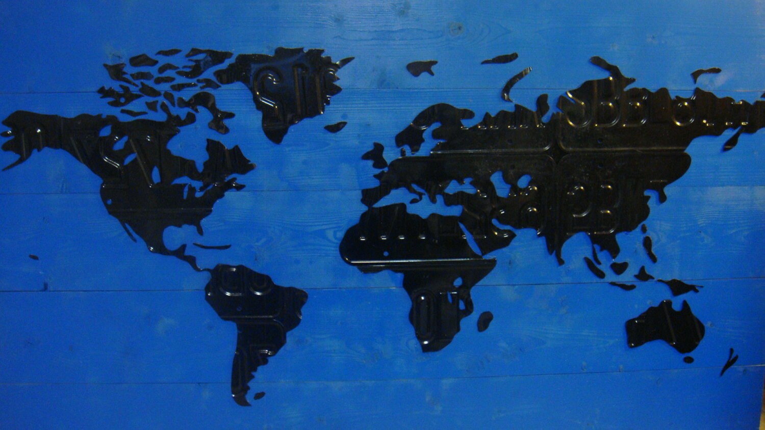 License Plate World Map!! Continents Made Out of Genuine License Plates ...
