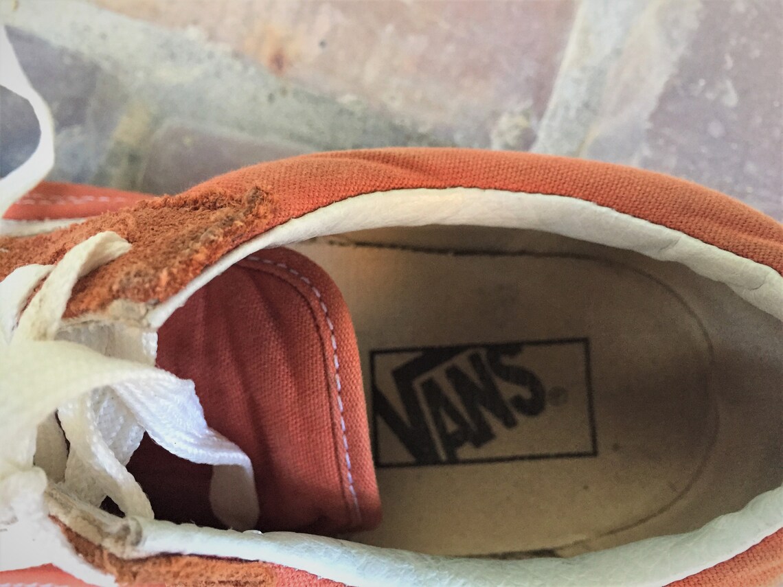 Collectible VANS Sneakers Size Mens 7 Womens 8.5 Gorgeous Pumpkin Hue ...
