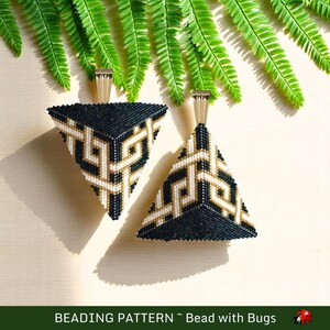 3D Beaded Peyote Pendant Pattern by Bead With Bugs, BLACK CELTIC KNOT ...