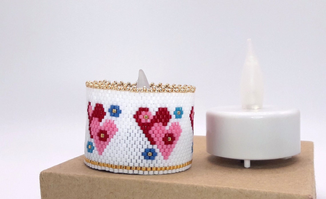 VALENTINE HEARTS: Peyote Stitch Beaded Tea Light Cover Pattern by Bead ...