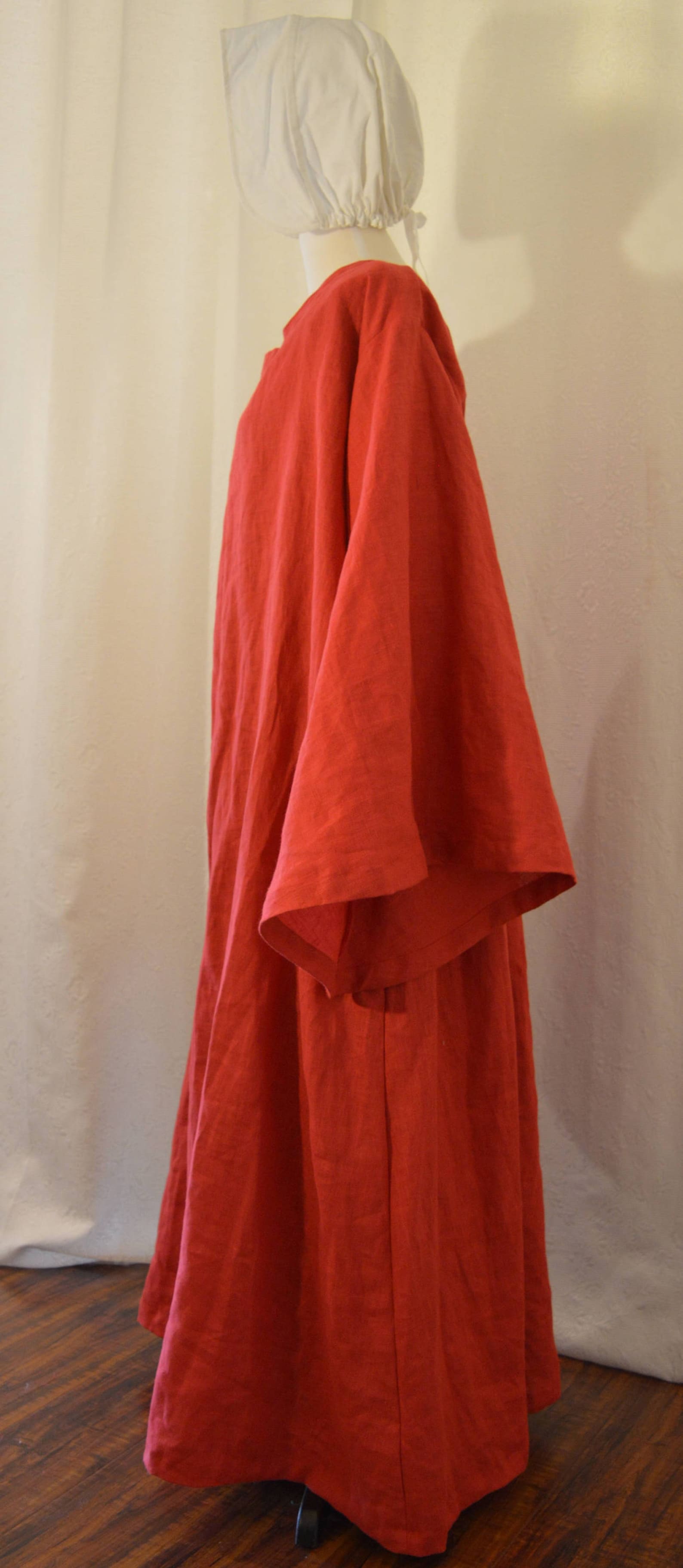 Handmaid's Tale Dress, Renaissance Costume, Medieval Dress, Fairy ...