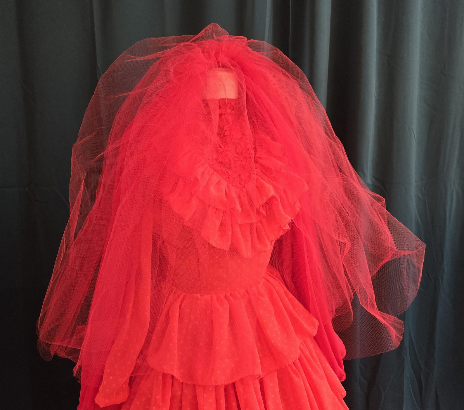 Lydia Wedding Dress, Red, Beetlejuice - Etsy