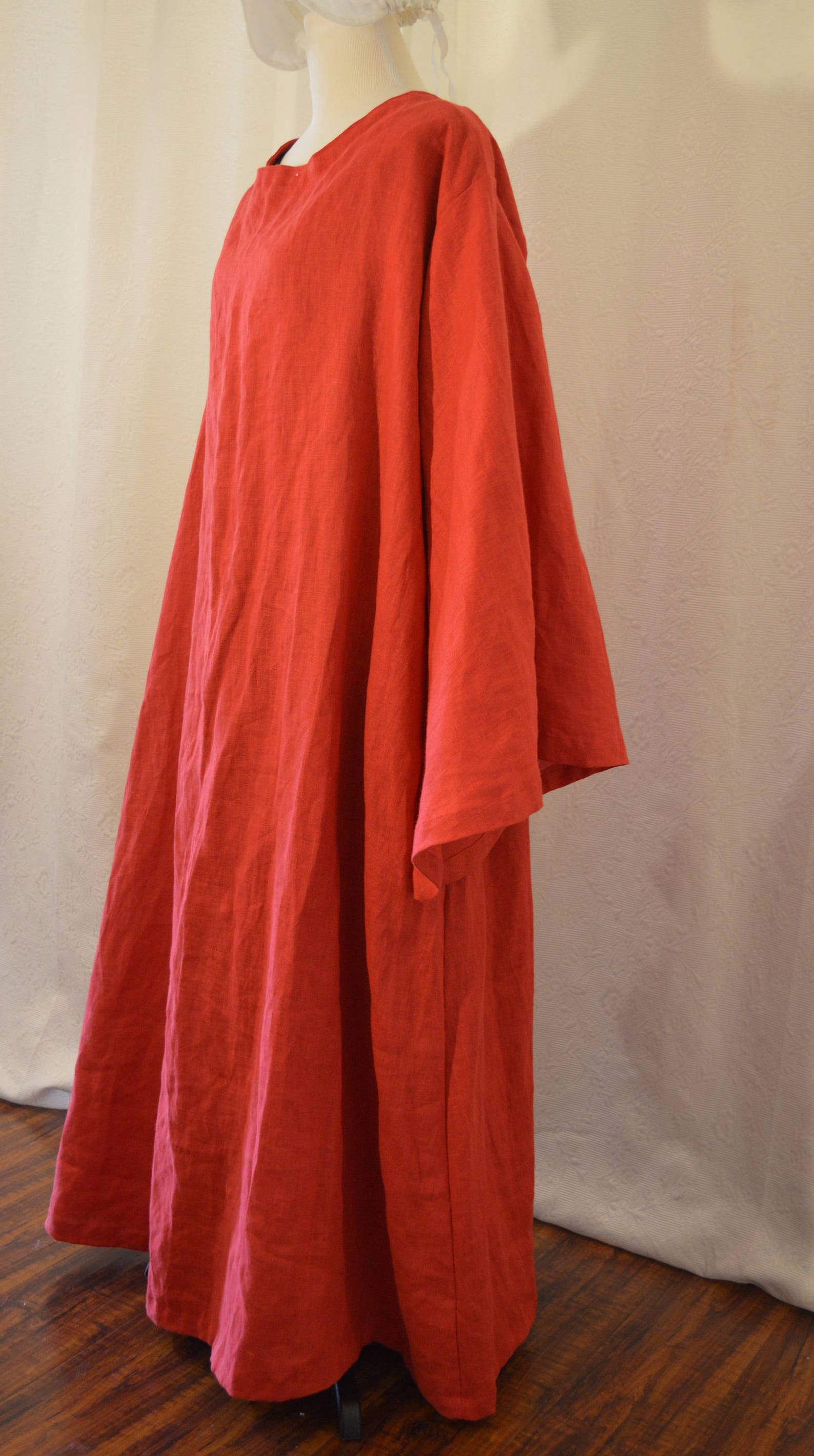 Handmaid's Tale Dress, Renaissance Costume, Medieval Dress, Fairy ...