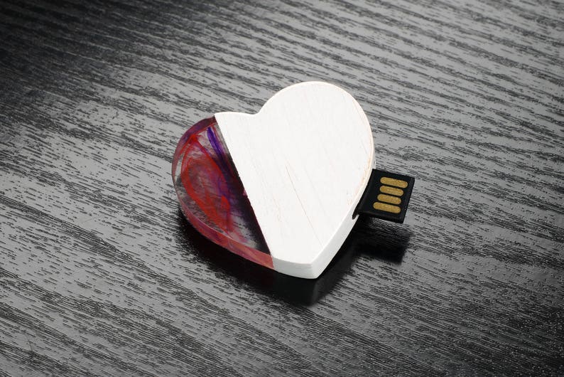 16GB Heart USB 2.0 Flash Drive With Laser Engraved Wooden Box | Etsy