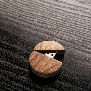 Set of 25 Wooden Walnut 2.0 Flash Drive - Bulk Pack - USB 2.0 Wood ...