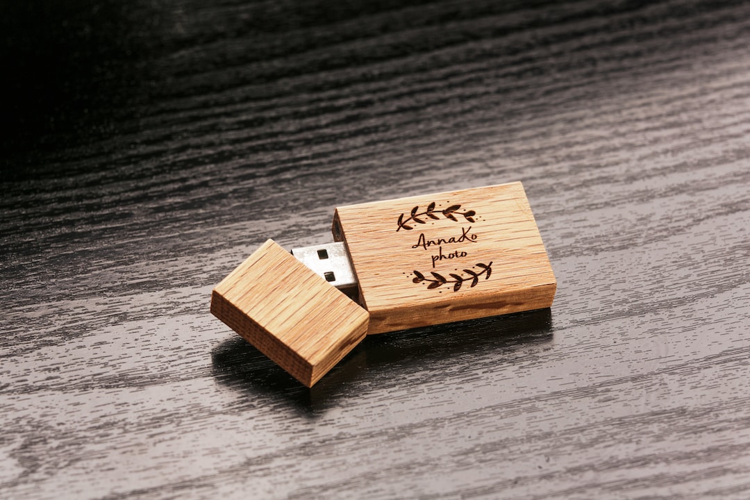 Set of 25 Wooden Oak 2.0 Flash Drive, Usb Case, Thumb Drives, Wood Usb ...