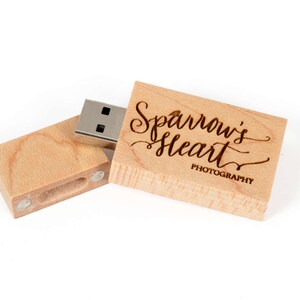 Set of 100 Wooden Maple USB Flash Drive 2.0 - Personalized Custom ...