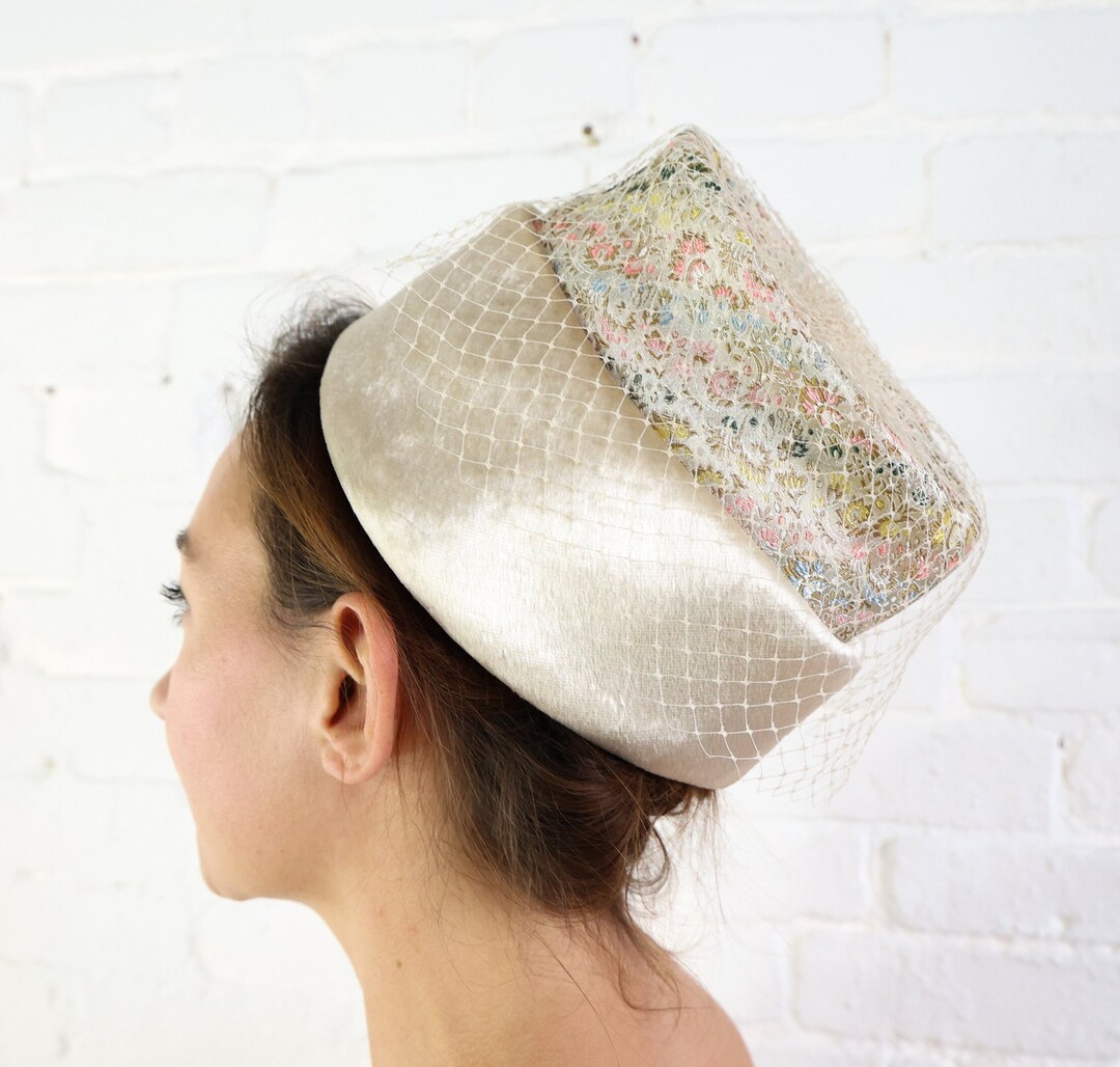 1960s Creme Velvet & Brocade High Crown Hat | 60s off White High Bucket ...