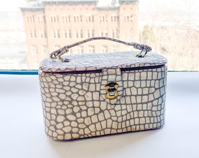 1960s White Train Case Purse | 60s White Faux Crocodile Makeup ...