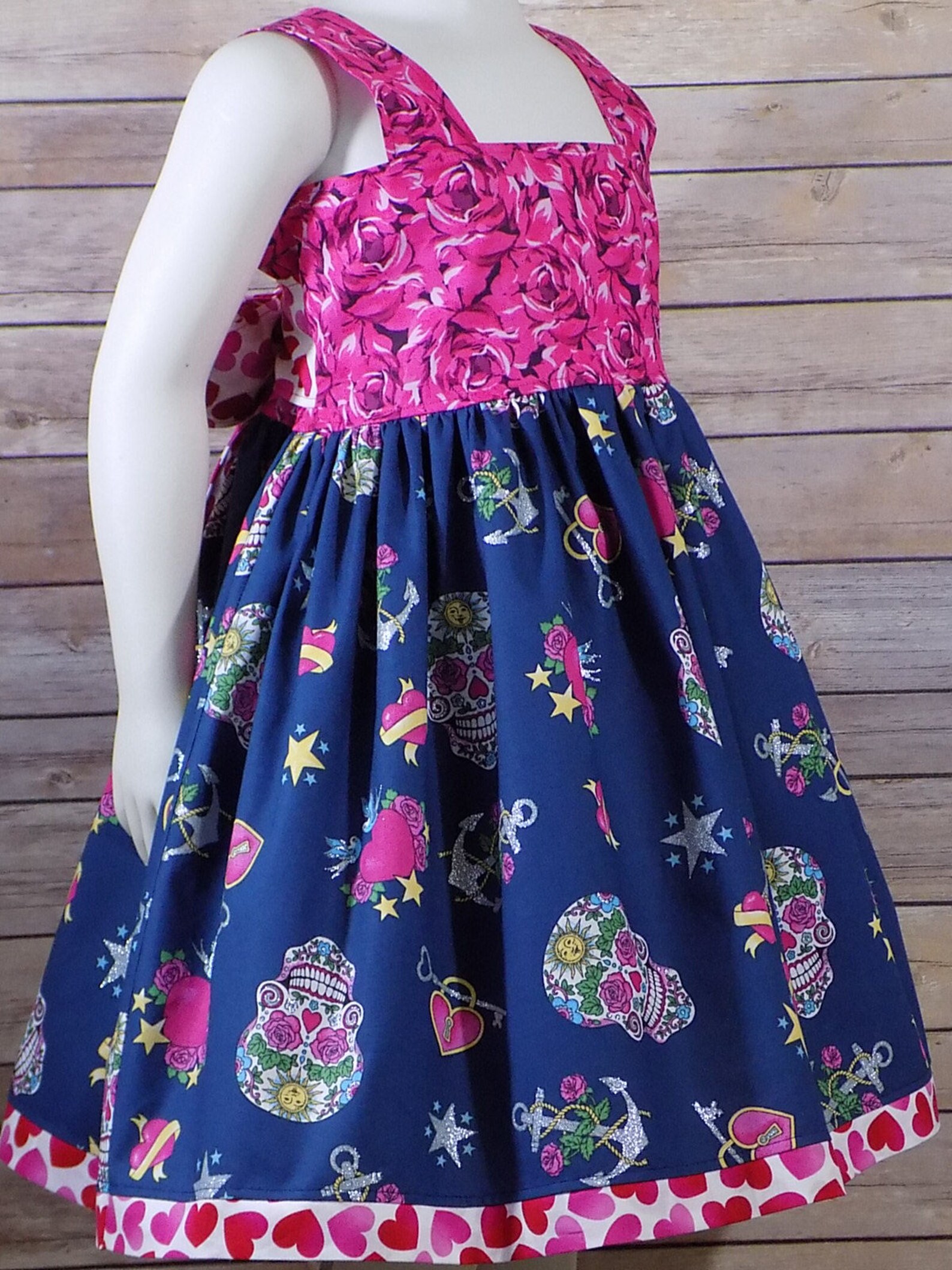 Girls Skull Dress, Pink Roses, Day of Dead, Sugar, Skeleton, Goth ...