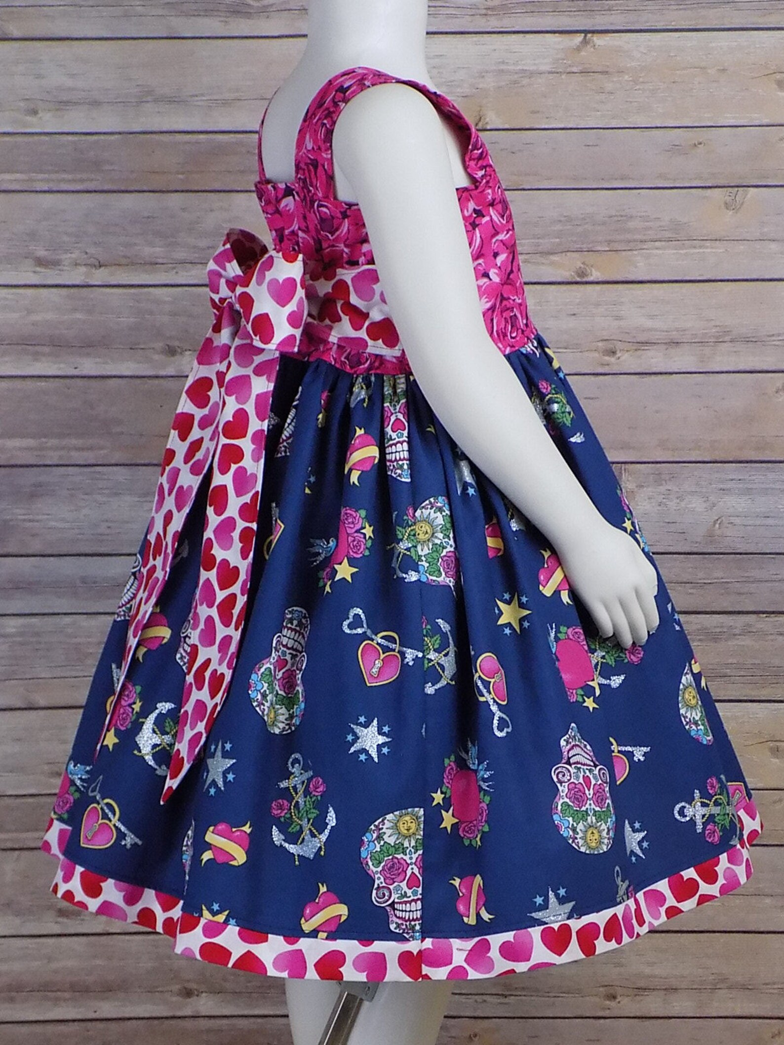 Girls Skull Dress, Pink Roses, Day of Dead, Sugar, Skeleton, Goth ...