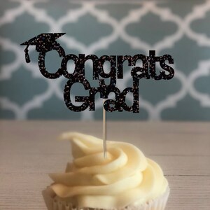 Graduation Cupcake Toppers Graduation Party Class of 2020 2020 Cupcakes ...