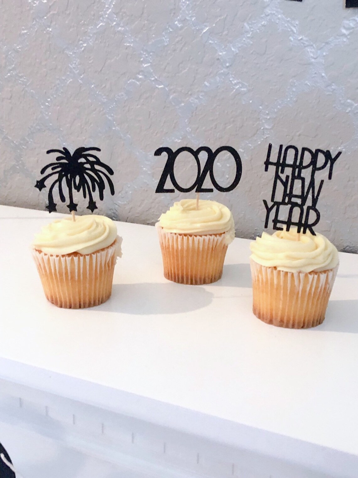 New Year Eve Cupcake Topper Set. Happy New Year Cupcake - Etsy