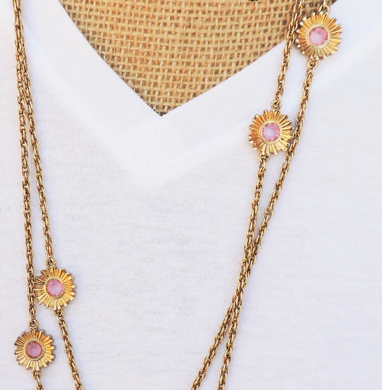 Gold Chain and Flower Vintage Necklace - Etsy