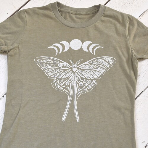 Women's Luna Moth T Shirt Organic and Recycled | Etsy
