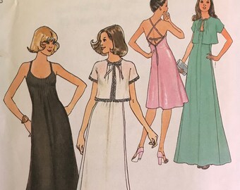 Vogue 8171 Pattern UNCUT 1970s Vintage Plunging V Neck Empire Waisted ...