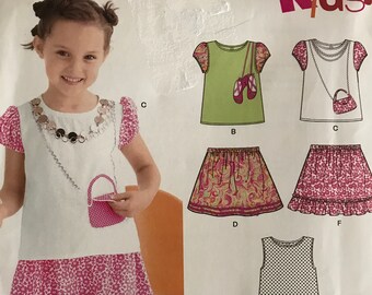 Simplicity 2466 Pattern UNCUT Daisy Kingdom Little Girl's Trapeze Style ...