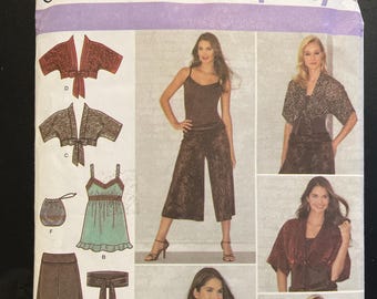 Simplicity 3750 Pattern UNCUT Empire Waist Top or Tunic Square Neck ...