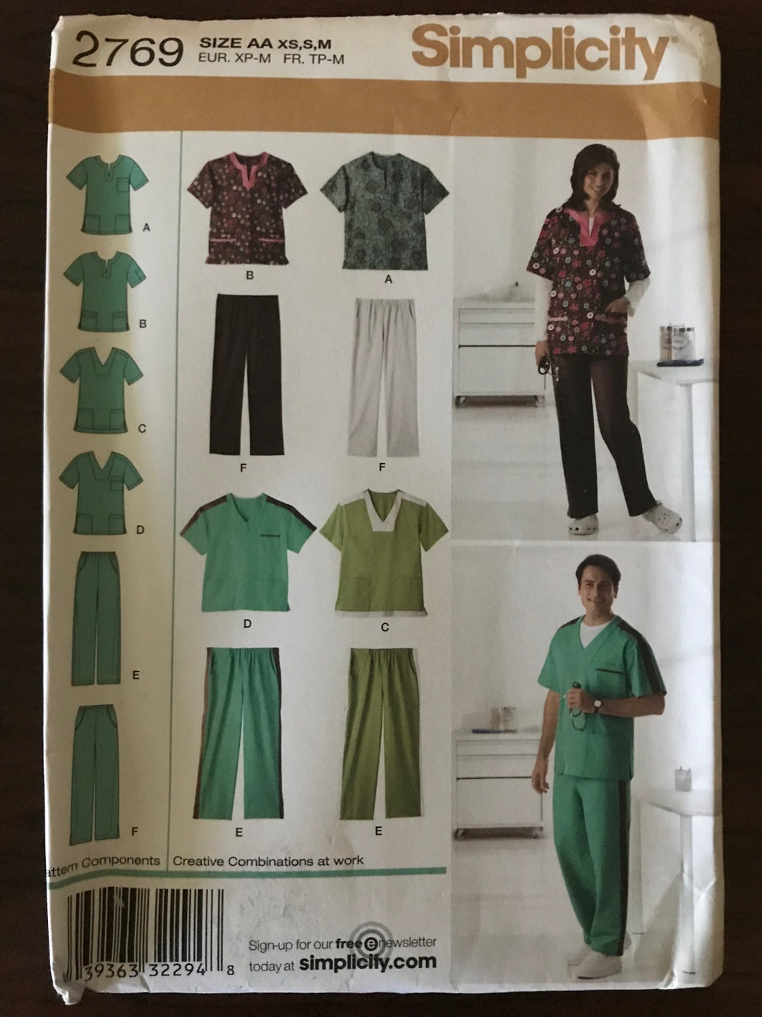 Simplicity 2769 Pattern UNCUT Nurse or Doctor Scrubs Short Sleeved Top ...