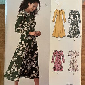 New Look H0170 0170 6574 Pattern UNCUT Round Neck Dress Zip Front ...