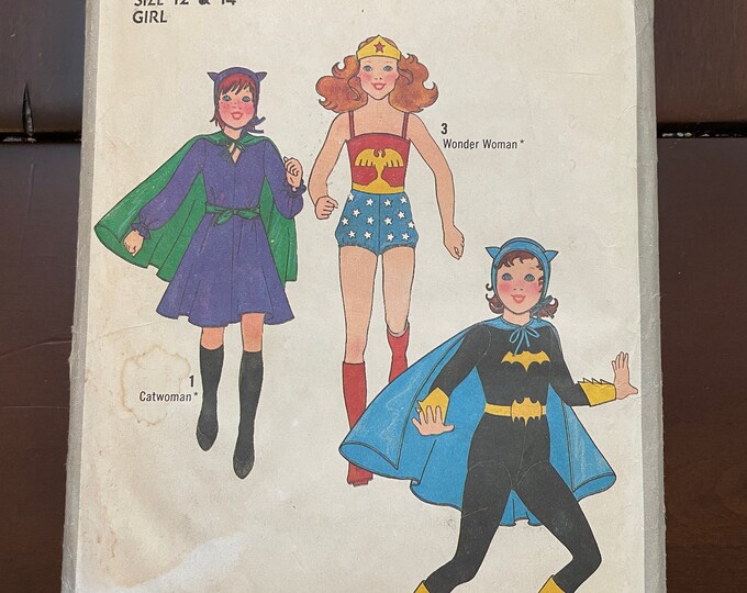 Simplicity 8720 Pattern CUT Complete 1970s Girl's Classic Superhero DC ...