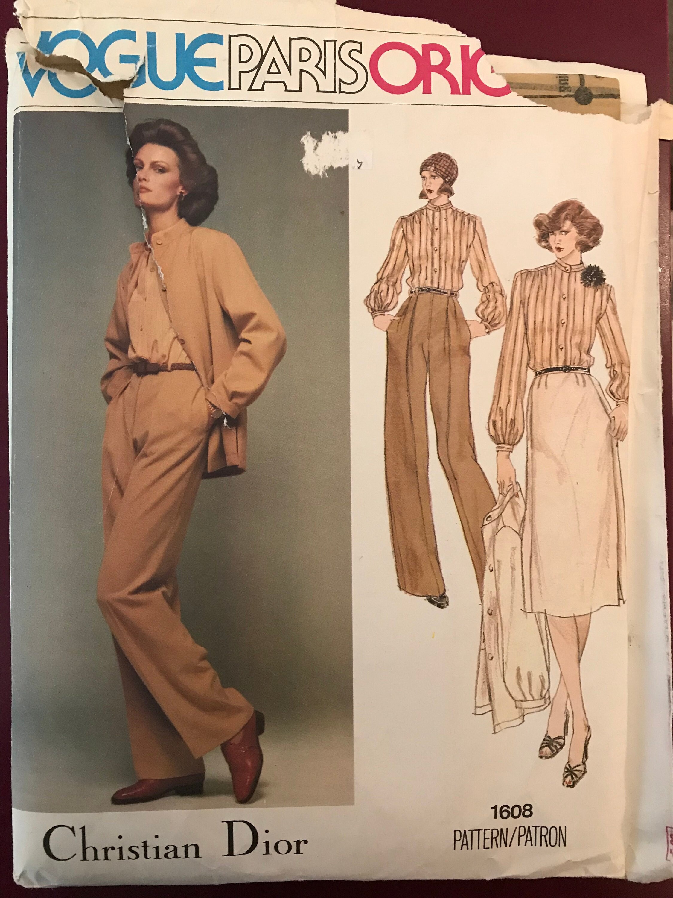 Vogue 1023 - Christian Dior 1970s Double-Breasted Wrapped Coat Pattern ...