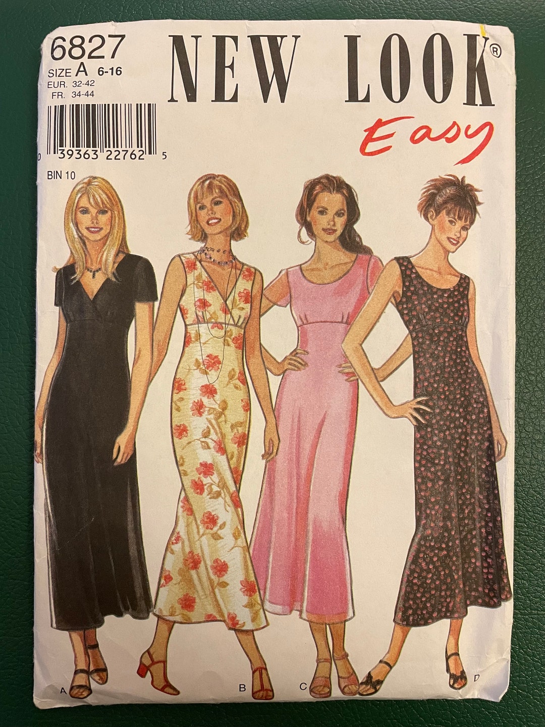 New Look 6827 Pattern UNCUT Vintage Easy Scoop of V Neck Dress Raised ...