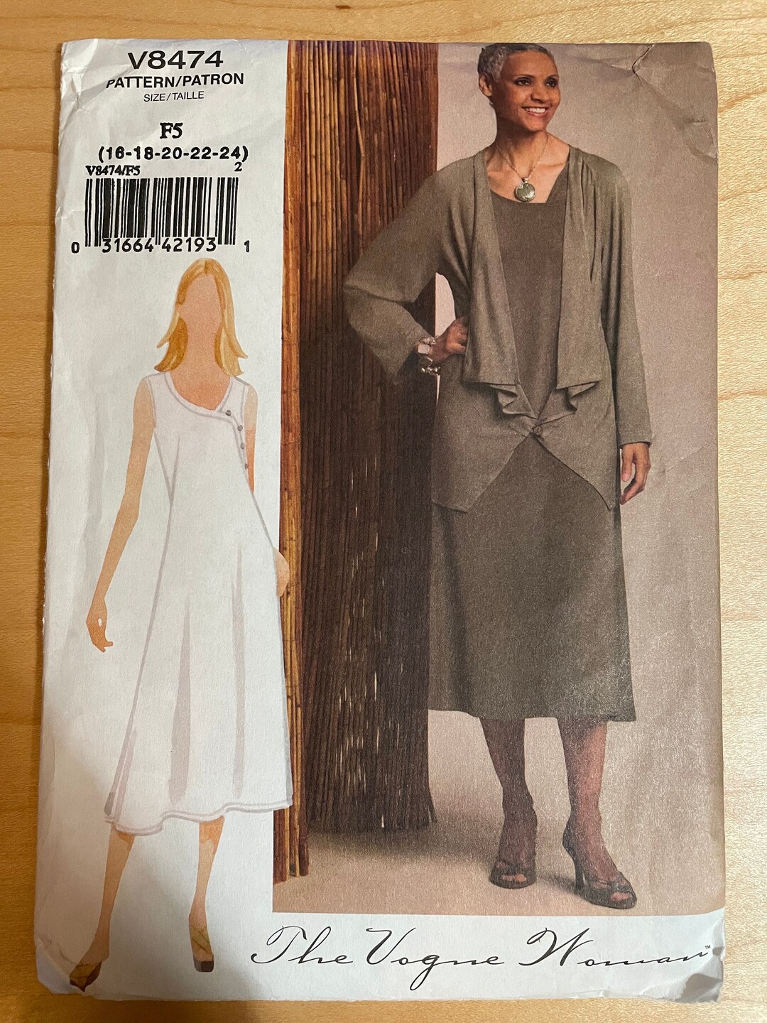 Vogue V8474 8474 Pattern UNCUT 2000s Woman Sleeveless Dress ...