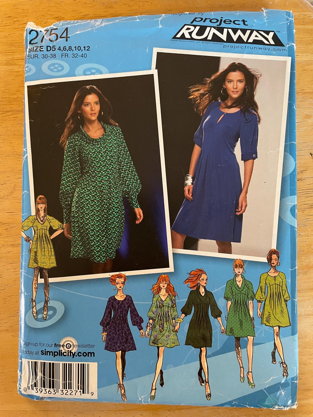 Simplicity 2754 Pattern UNCUT Project Runway Flared Dress Raised Waist ...