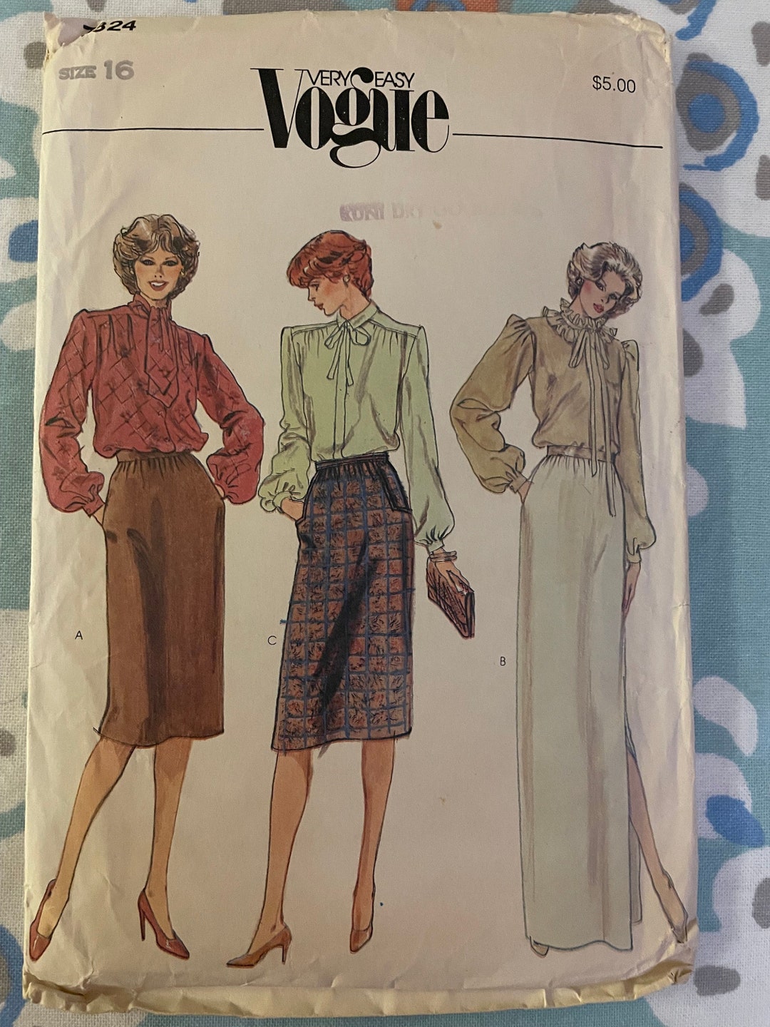Vogue 7824 Pattern UNCUT Vintage 1970s Very Easy Slim Straight Skirt ...
