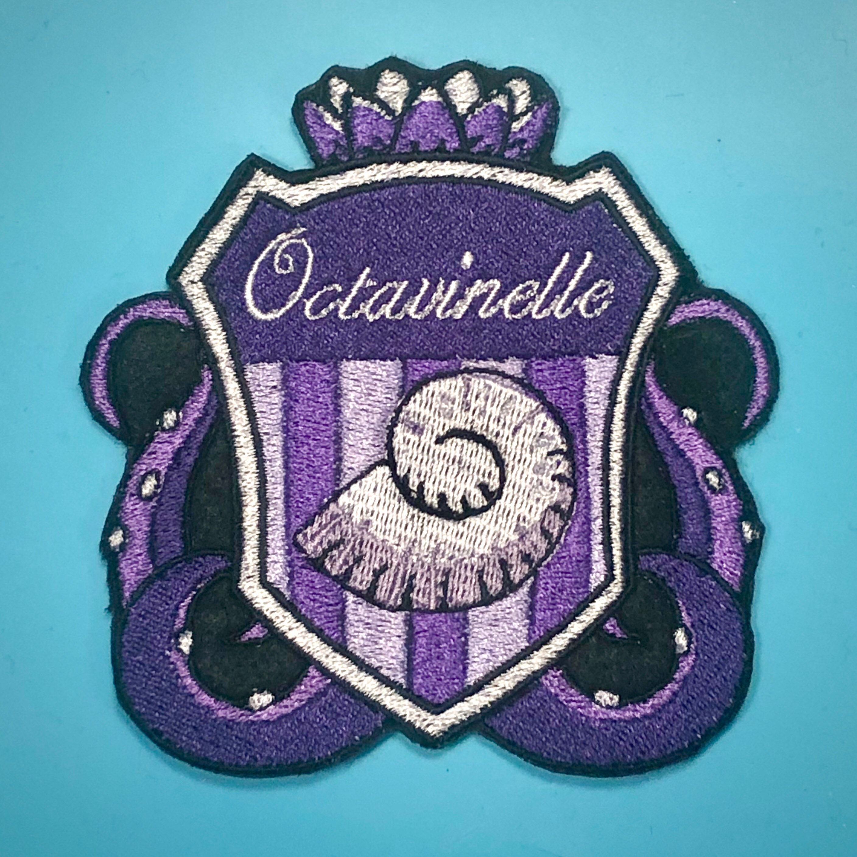 Sewing Twisted Wonderland Pomefiore cosplay patch Fiber Arts Art ...
